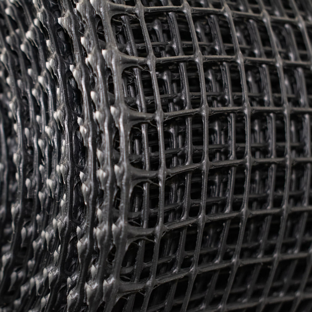 Rollo malla plástica 16 x 16mm 1mt x 30mt negra - Agaval