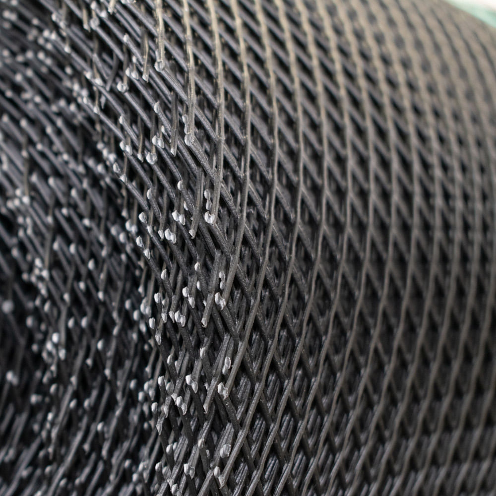 Rollo malla diamante 10 x 10mm 1mt x 30mt negra - Agaval